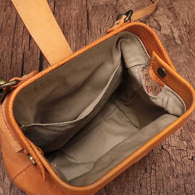 Vintage Leather Brown Womens Small Doctor Purse Shoulder Bag Crossbody