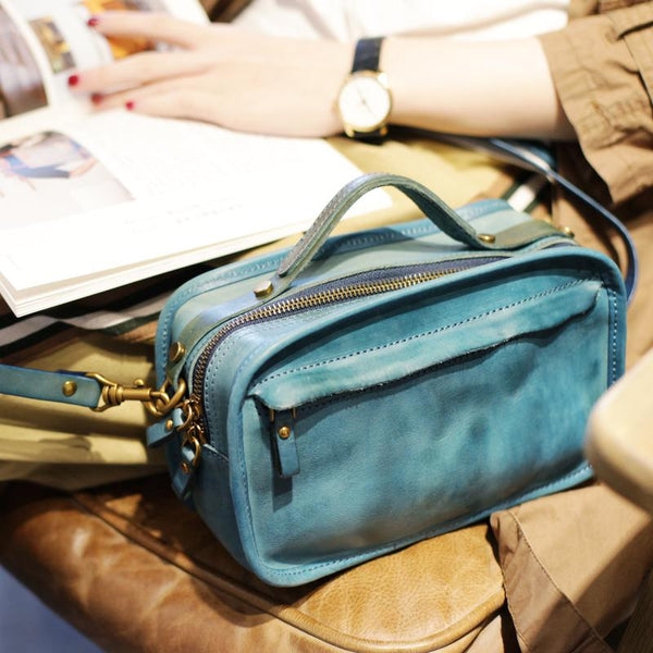 Leather_Box_Cube_Bag_Clutch_Purse_5_grande.jpg?v=1578020360